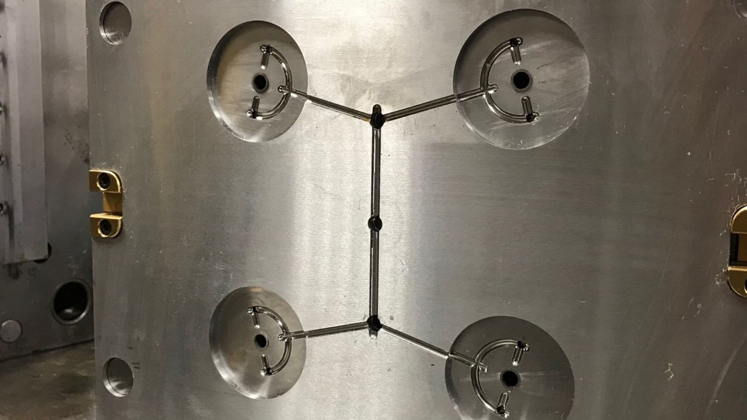 What to Expect on the First Mold Run - Basilius Inc.